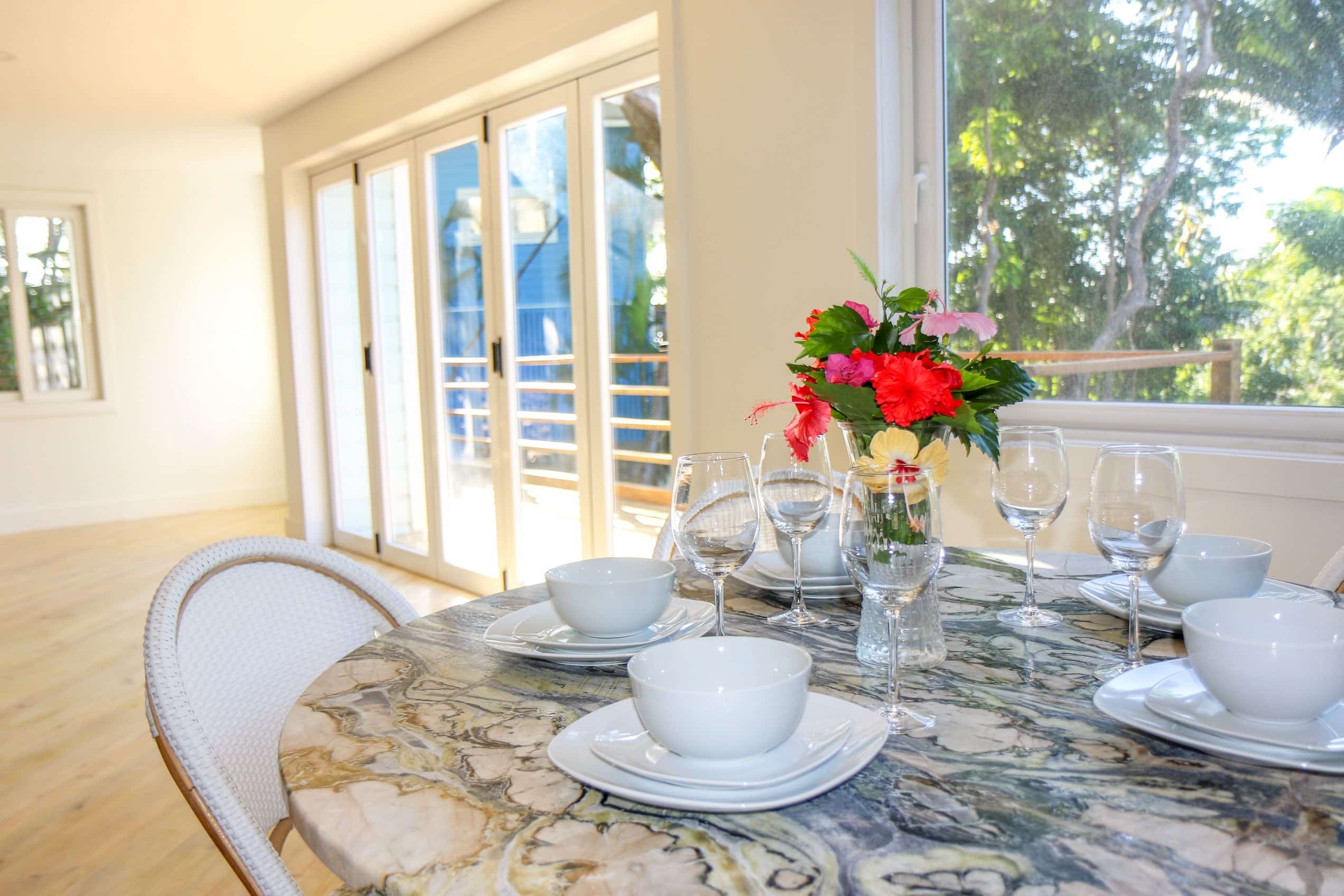 Casa Poco Loco | Spacious Family Villa Roatan | Luna Beach